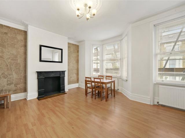 2 bedroom property in Portnall Road, London, W9 £2,100 pcm | Chestertons