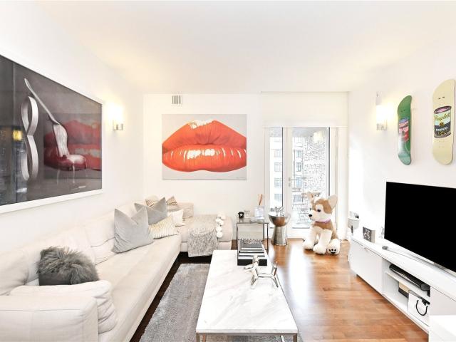 2 bedroom property in Weymouth Street, Marylebone, London, W1W £4,766 pcm | Chestertons