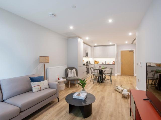 2 bedroom property in The Lark, Moat Street, London, SW11 £3,700 pcm | Chestertons