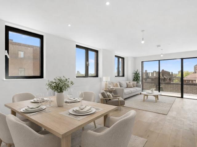2 bedroom property in The Wilcox, 3 Wilcox Road, London, SW8 £3,335 pcm | Chestertons