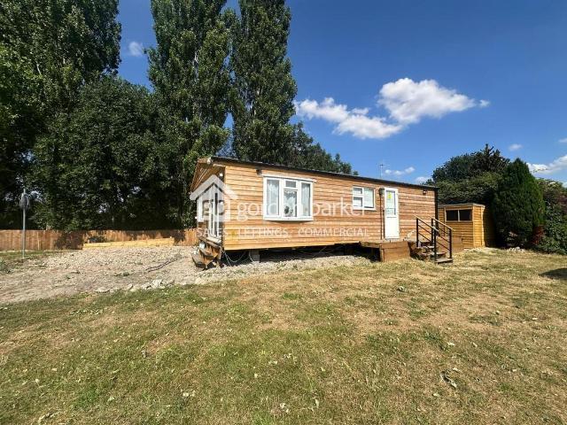 2 bedroom property with land for sale