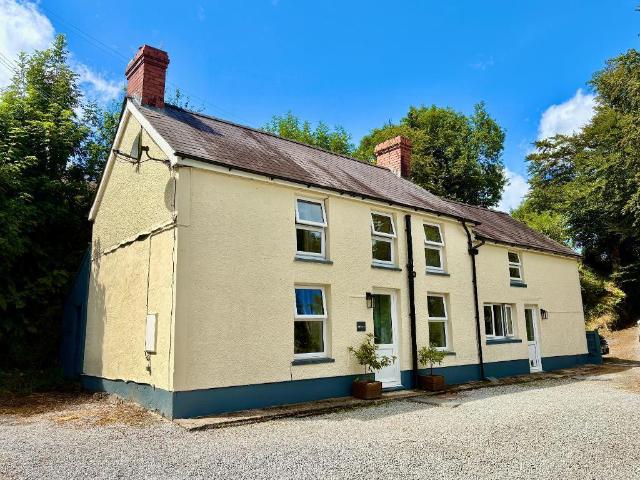 2 bedroom property with land for sale