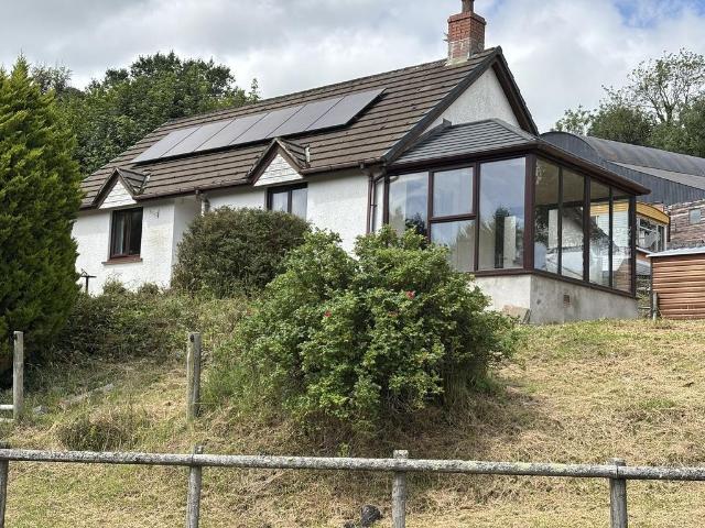 2 bedroom property with land for sale