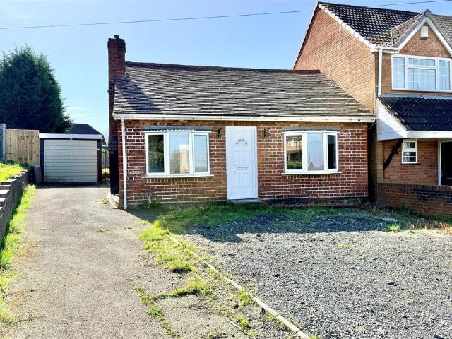 2 bedroom property with land for sale