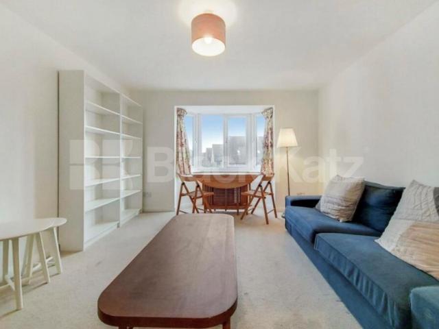 2 bedroom property within walking distance to Kings Cross Station