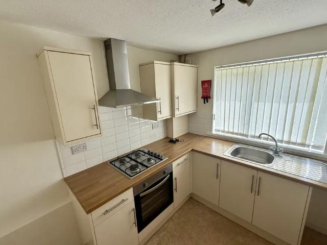2 bedroom property to let in Marden Walk, Erdington, B23 £950 pcm