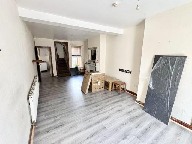 2 bedroom property to let in Markby Road, B18 £1,000 pcm