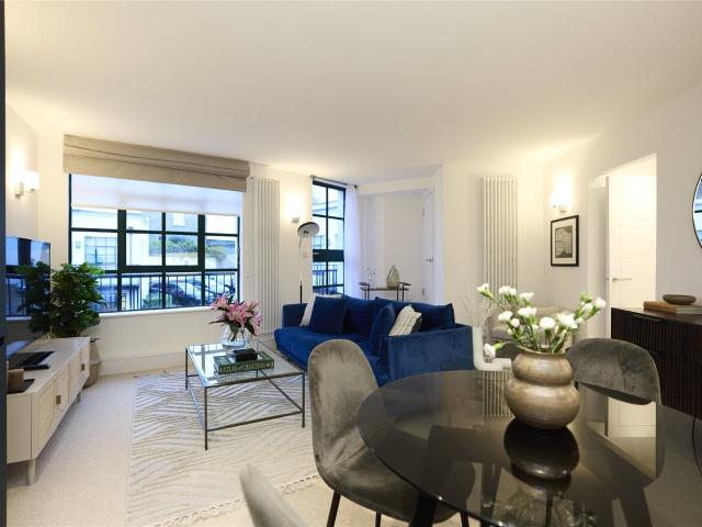 2 bedroom property to let in Melbray Mews, London, SW6 £4,200 pcm