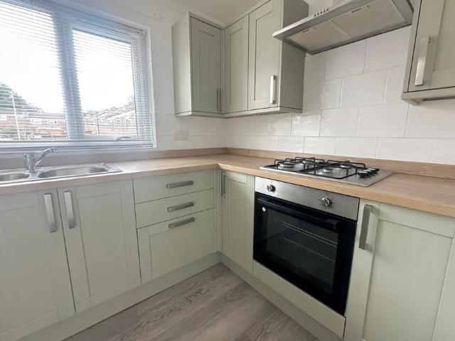 2 bedroom property to let in Milton Road, Bromsgrove £975 pcm