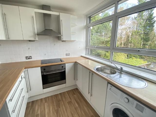 2 bedroom property to let in Augustus Road £1,100 pcm