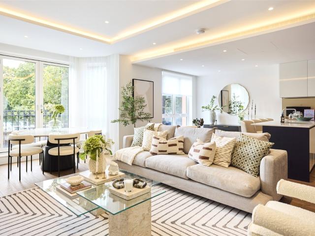 2 bedroom property to let in Bayswater Road, London, W2 £15,200 pcm