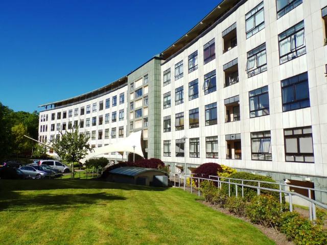 2 bedroom property to let in Britannic Park, Moseley, Birmingham, B13 8NQ £1,300 pcm