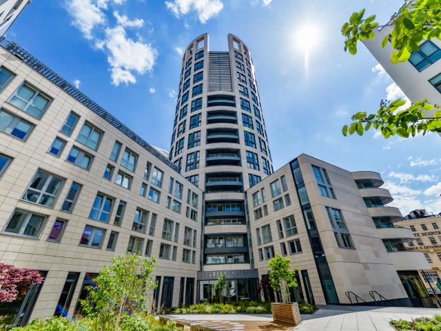 2 bedroom property to let in City Road, London, EC1V £3,850 pcm