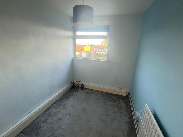 2 bedroom property to let in Leamonsley View, Lichfield, WS13 8AR £995 pcm