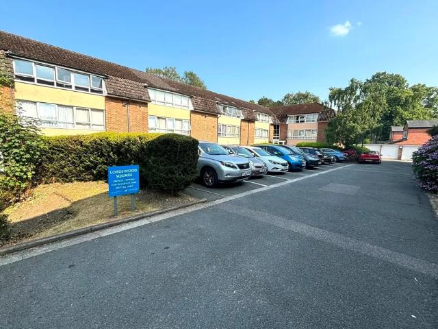 2 bedroom property to let in Lordswood Road, Harborne, B17 £1,100 pcm