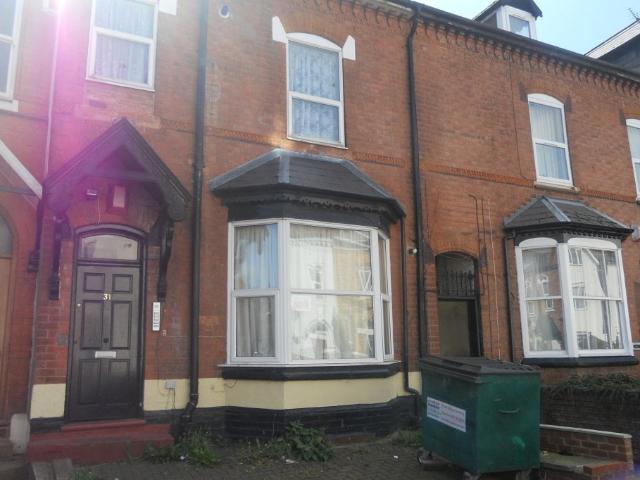 2 bedroom property to let in Stirling Road, Birmingham £850 pcm