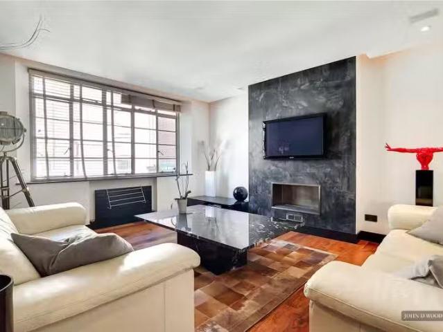 2 bedroom property to let in Sloane Street, London, SW1X £6.