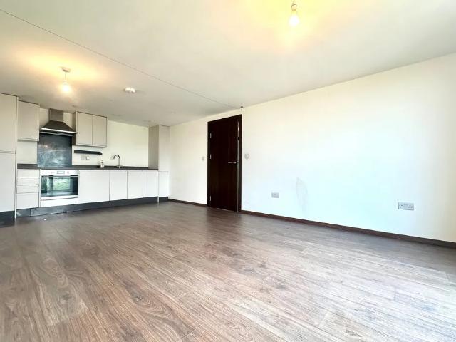 2 bedroom property to let in Solihull Heights, Sheldon B25 £1,075 pcm