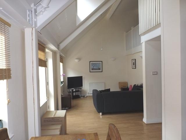 2 bedroom property to let in Victoria Street, Sheffield, S3 7QD £1,000 pcm