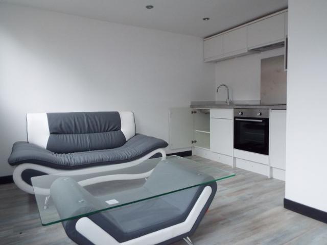 2 bedroom property to let in 111 Hubert Road £1,200 pcm