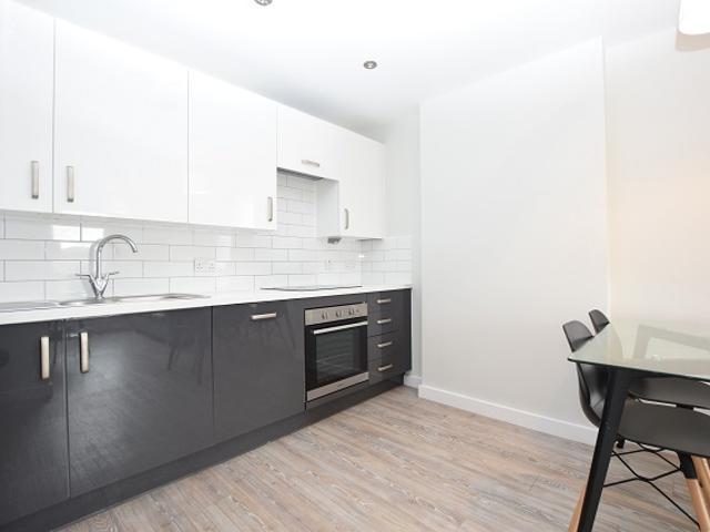 2 bedroom property to let in 206 Beeley, Dun Works, 23 Acorn Street, Sheffield, S3 8FD £1,100 pcm