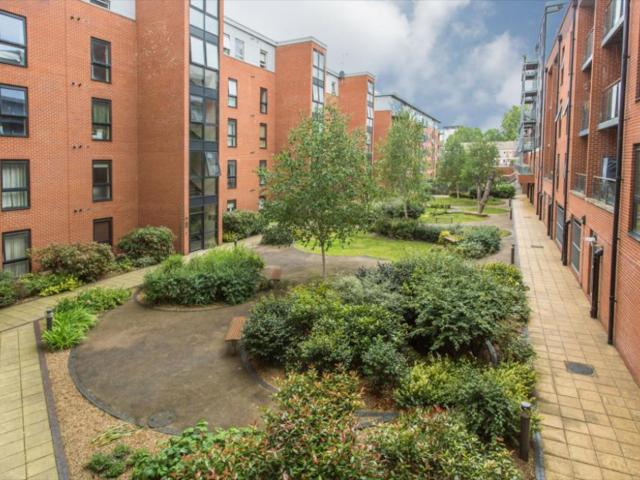 2 bedroom property to let