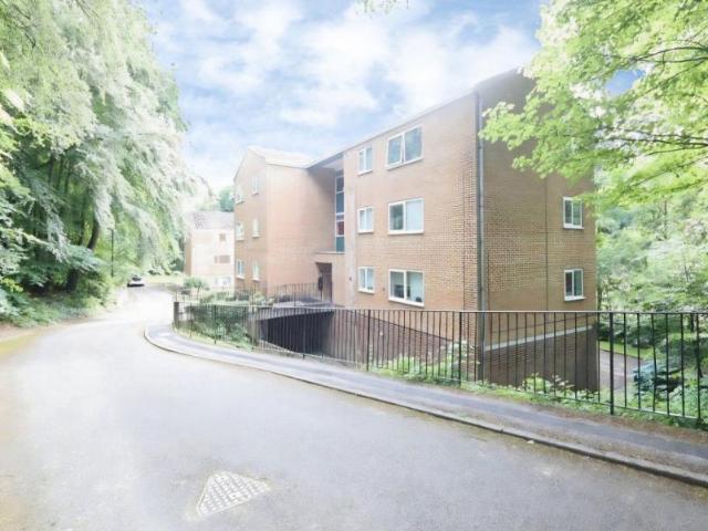 2 bedroom Property To Let