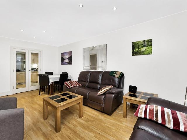 2 bedroom property to let