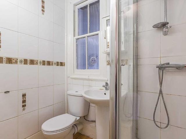 2 bedroom property to let