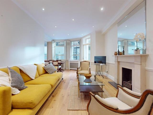 2 bedroom property to let