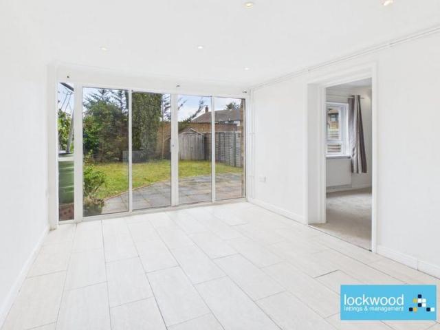 2 bedroom property to rent