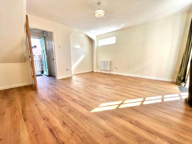 2 bedroom property to rent