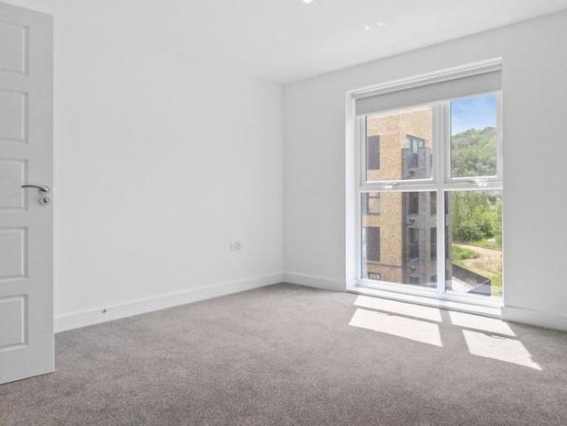 2 bedroom property to rent