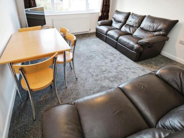 2 bedroom property to rent