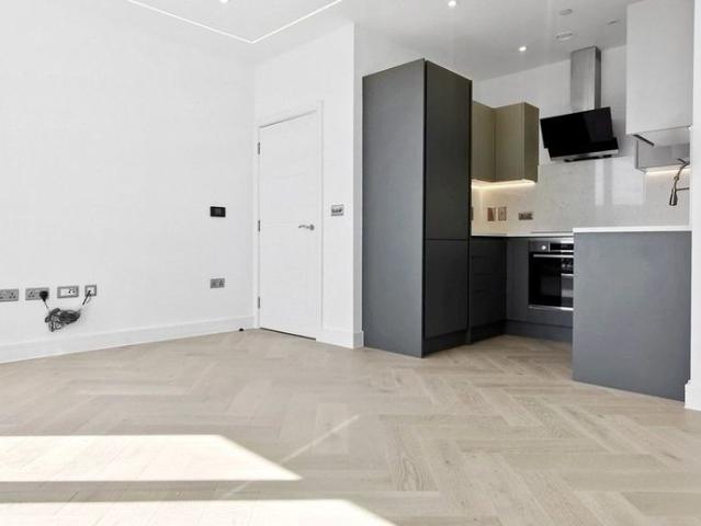 2 bedroom property to rent