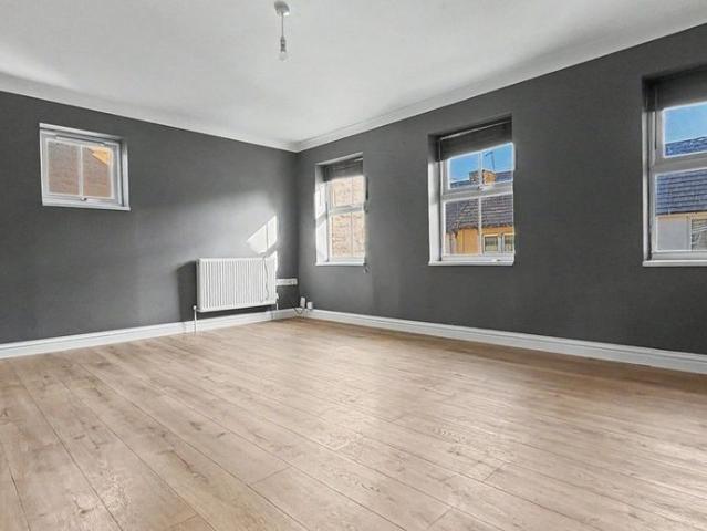 2 bedroom property to rent