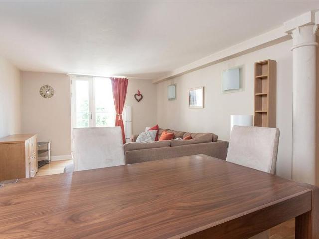 2 bedroom property to rent