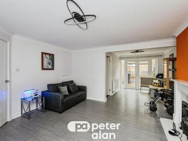 2 bedroom property to rent