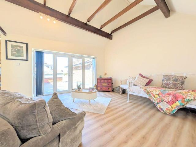 2 bedroom property to rent