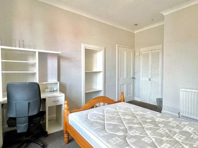 2 bedroom property to rent