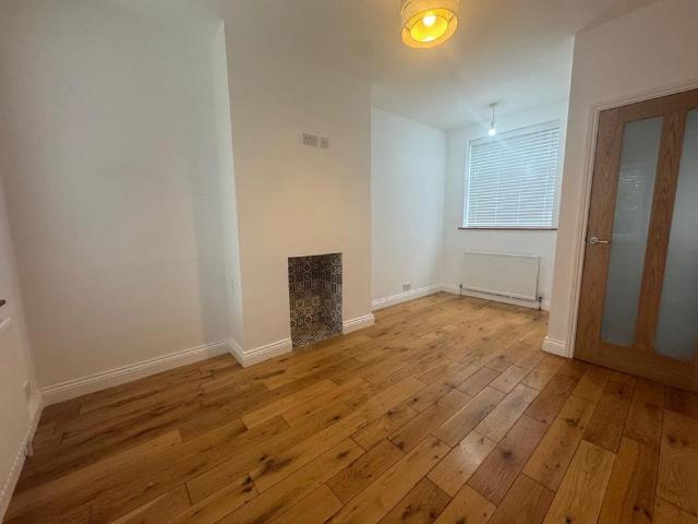 2 bedroom property to rent