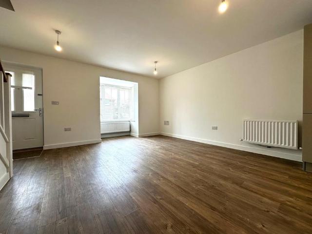 2 bedroom property to rent