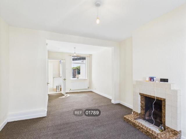 2 bedroom property to rent