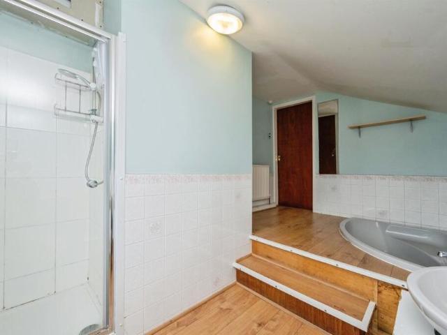 2 bedroom property to rent