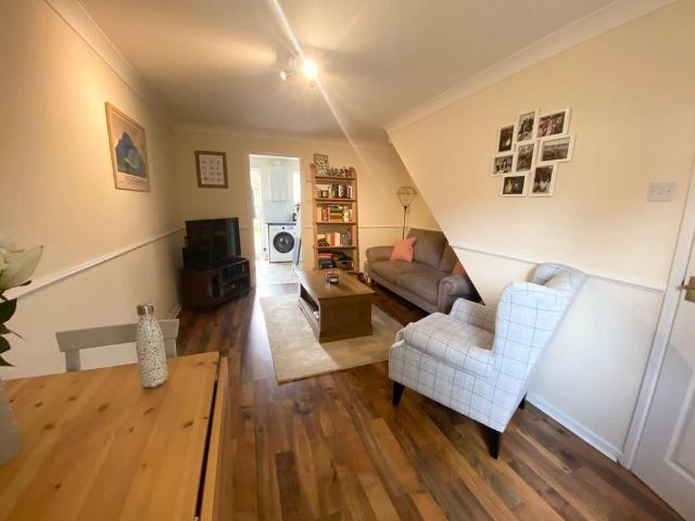 2 bedroom property to rent