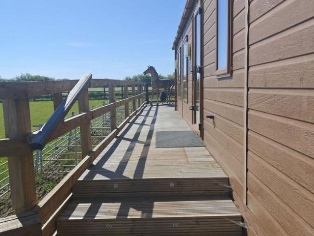2 bedroom property to rent