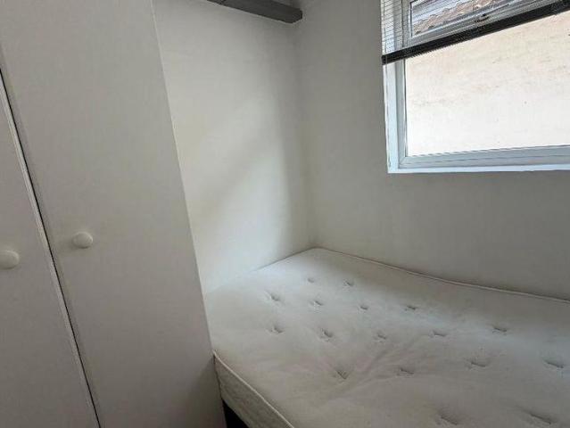2 bedroom property to rent