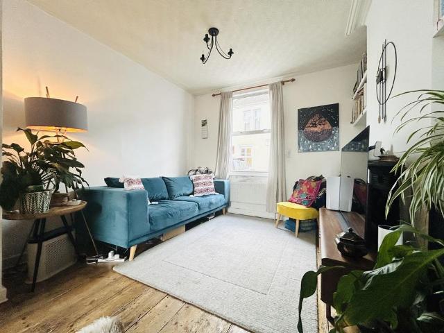 2 bedroom property to rent