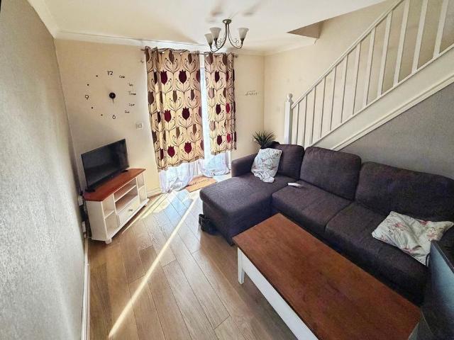 2 bedroom property to rent