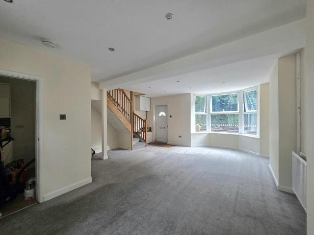 2 bedroom property to rent